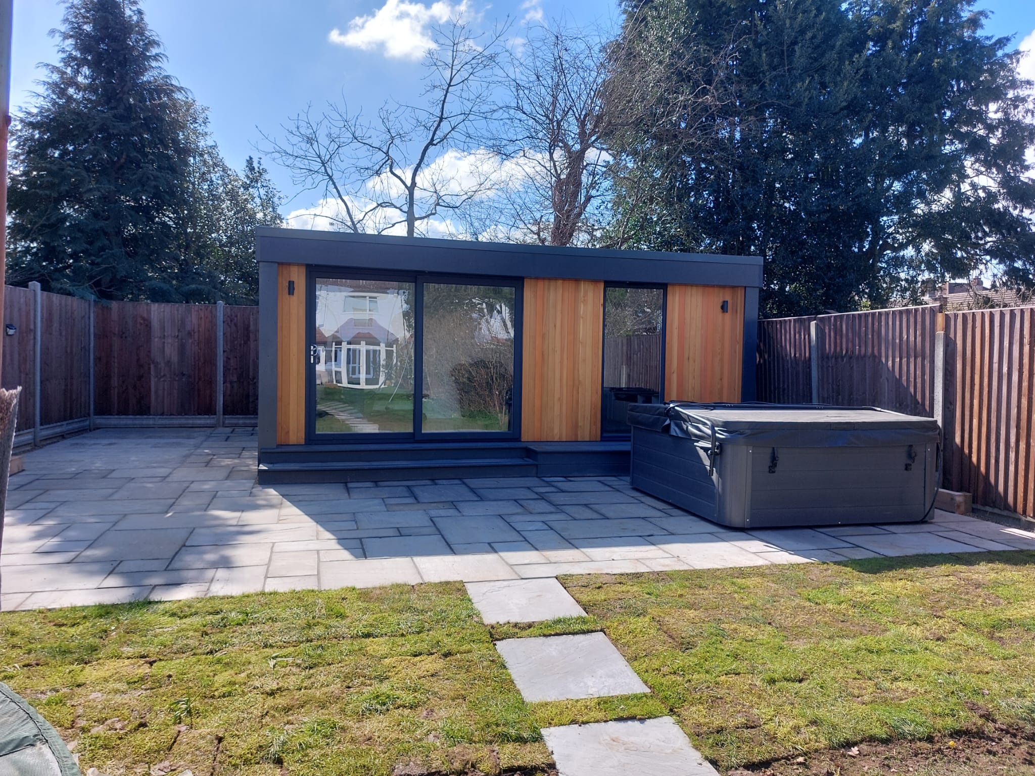 Garden Office Buildings | Contemporary Garden Rooms & Offices